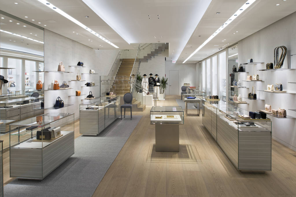 Exclusive Peek at the New Chicago Dior Boutique - PurseBop
