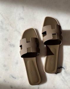 A Deep Dive into Hermès Étoupe: Why It’s Always at the Top of the ...