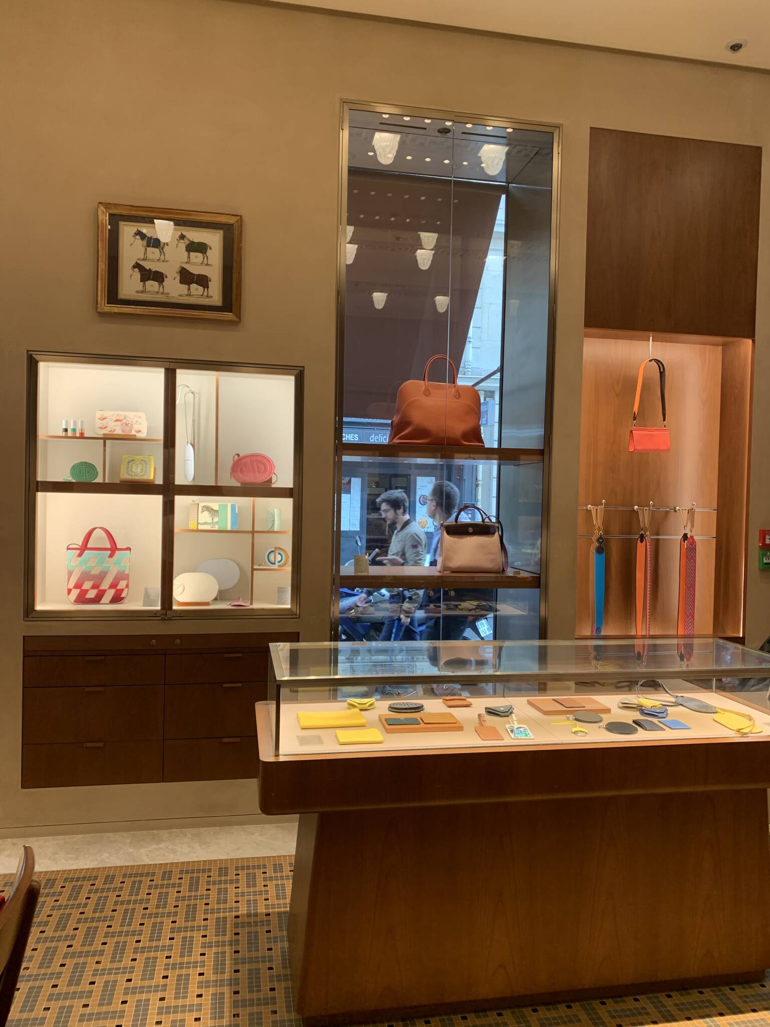 Guide to Shopping for Hermès in Paris - PurseBop