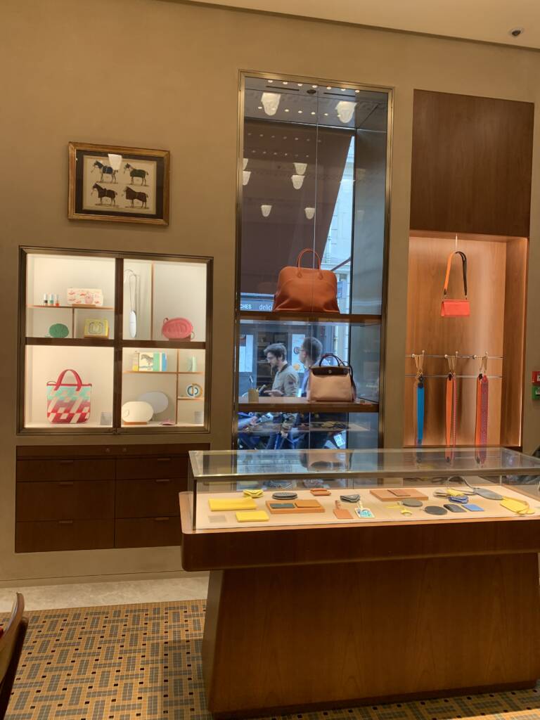 Guide to Shopping for Hermès in Paris - PurseBop