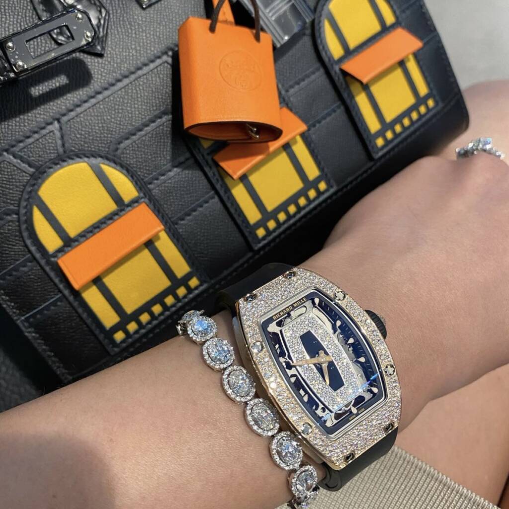 Can the Uber Rich Be Enough for Hermès and Chanel to Stay on Top ...