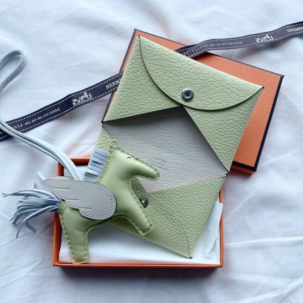 Top 10 Hermès & Chanel SLGs That Your Bag Needs - PurseBop