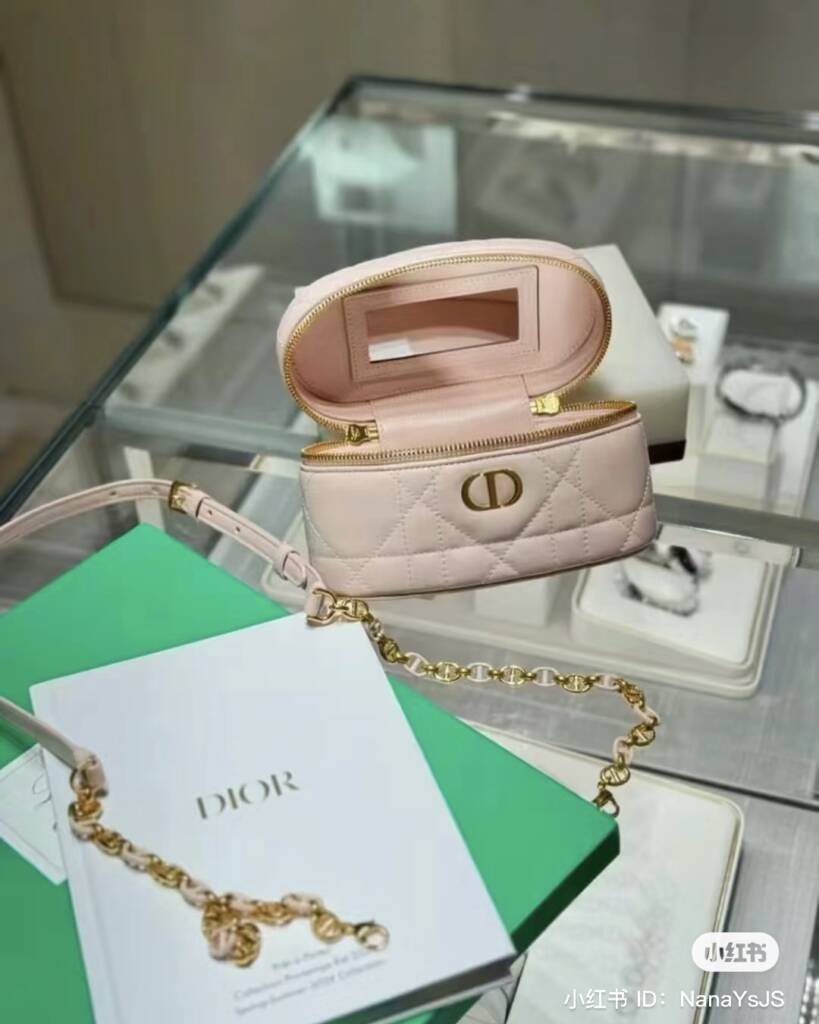 Chic Vanity Bags That Go Beyond Travel - PurseBop