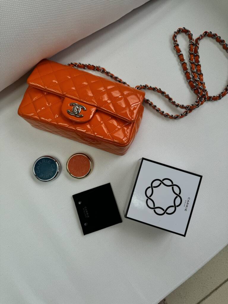 Fashionably Secure: Safeguarding Your Handbag in the City - PurseBop
