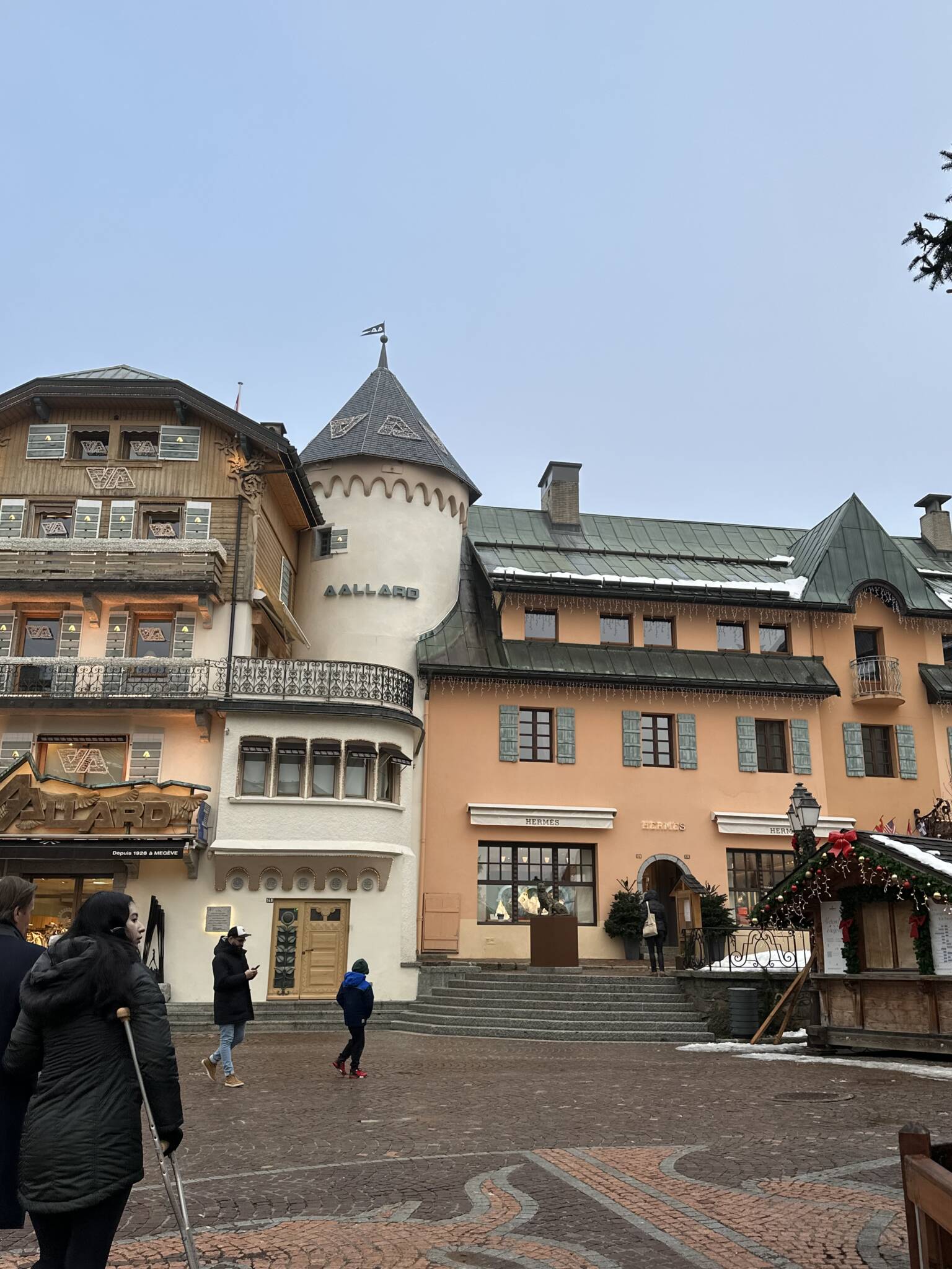 Emily in Paris to Rome: 19 Best Handbags from Season 4 Part 2 - PurseBop