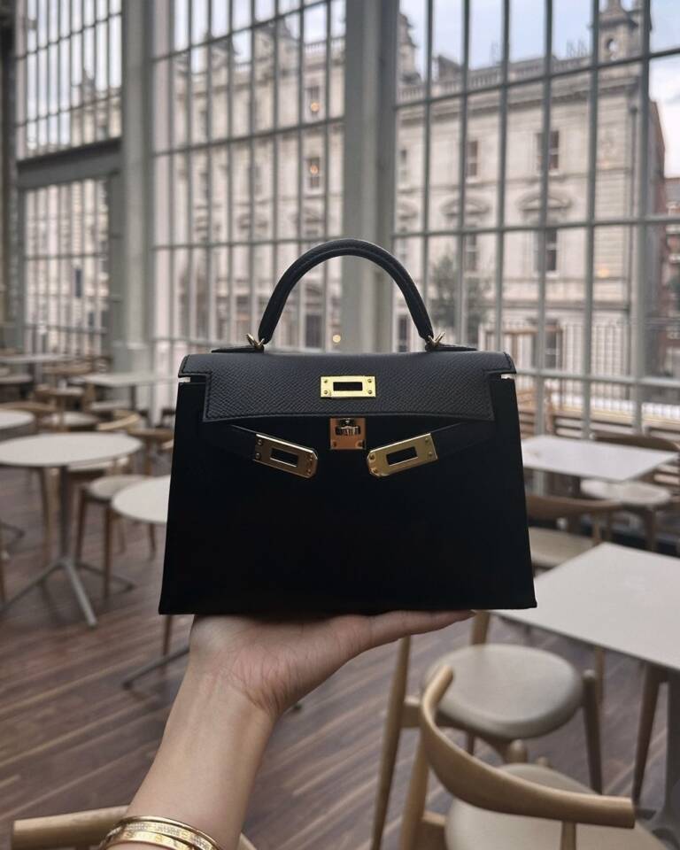 A Tale of Two Hermès Mini Kellys: Comparing the Mini Kelly II With the ...