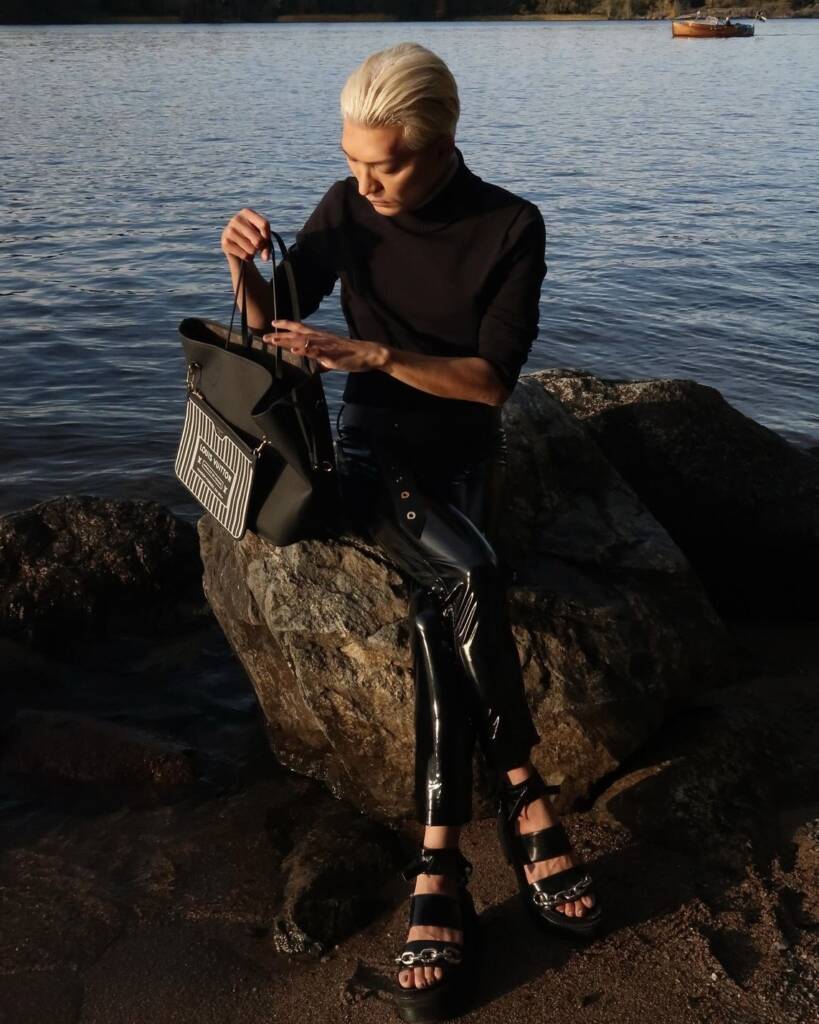 Turn Heads Twice: Louis Vuitton Neverfull Inside Out - PurseBop