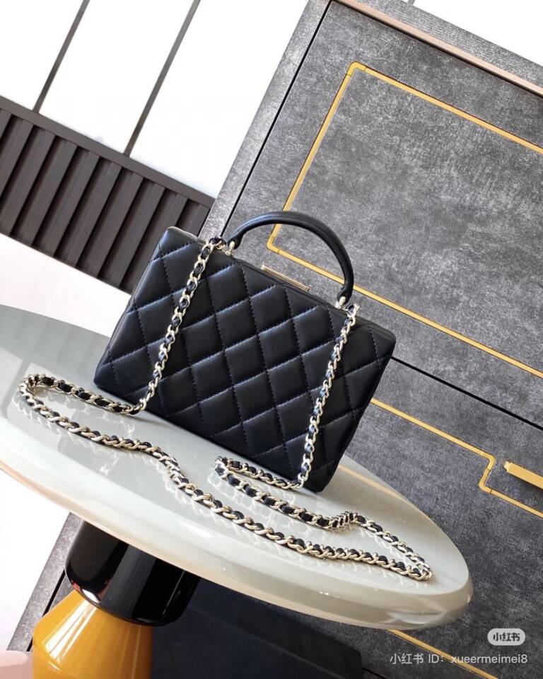 Chanel’s Box Bag: The Season’s Must-Have Update on Classic Style - PurseBop