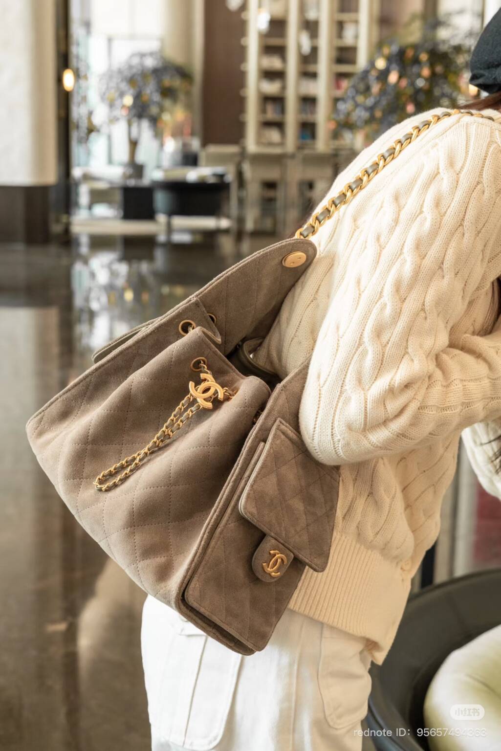 Move Over Chanel 22: The New Chanel 25 Bag Has Arrived - PurseBop