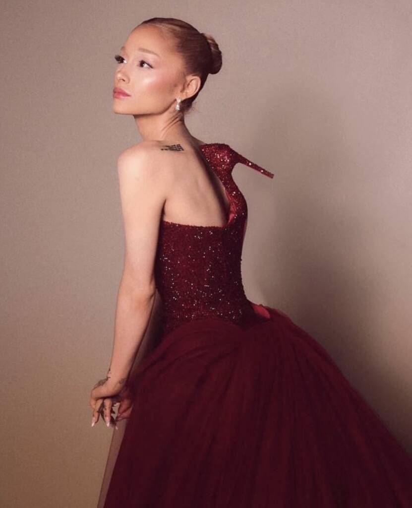 The Face of Schiaparelli - Iconic Handbags and Much More - PurseBop