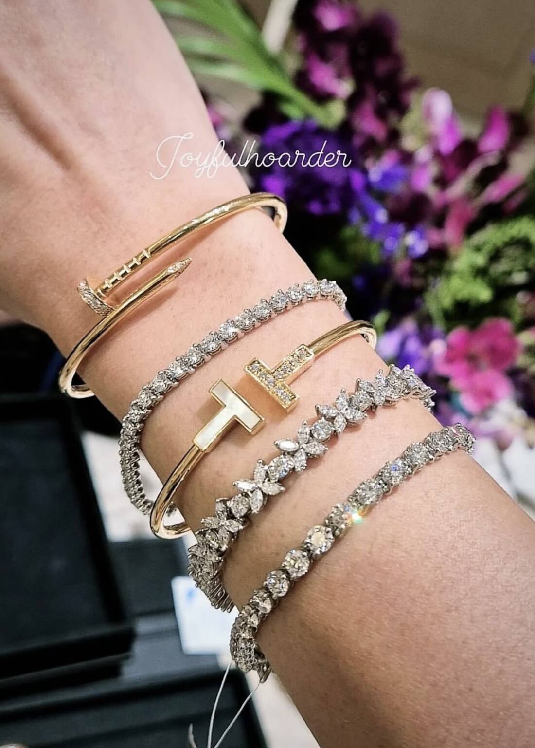 How to Build the Perfect Bracelet Stack - PurseBop