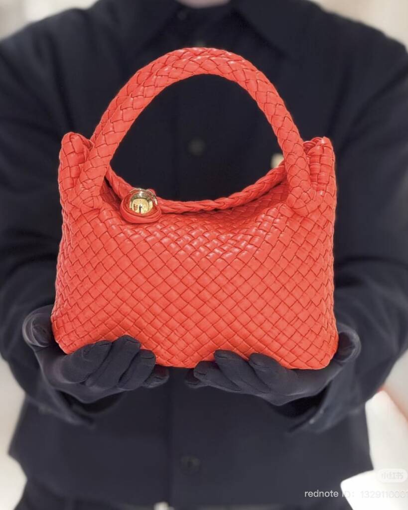 5 Hot Handbags Trending for Spring-Summer 2025 - PurseBop