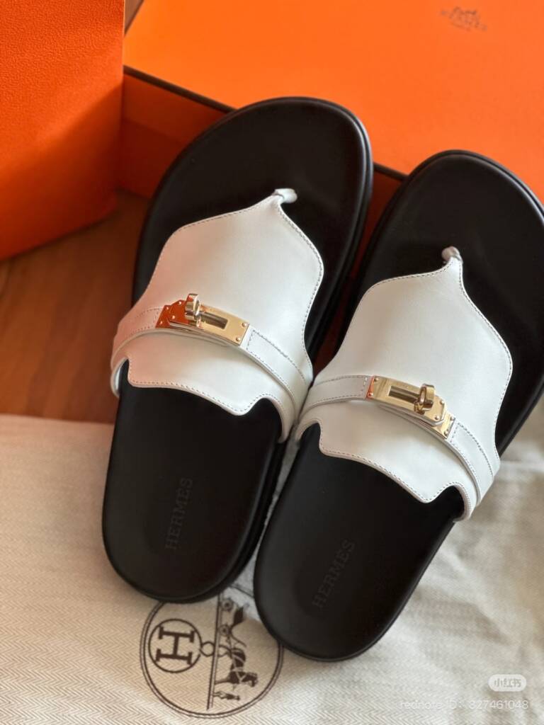 These 8 Designer Sandals Define Summer 2025 - PurseBop