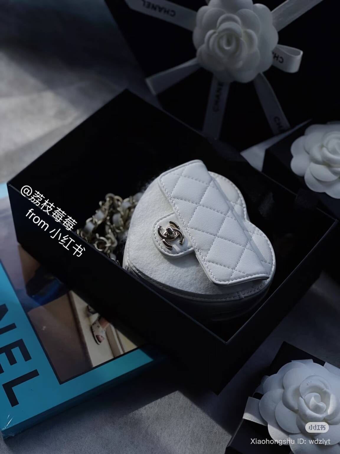 Chanel’s Heart Bag Returns in 25B, and the Love Is Real - PurseBop