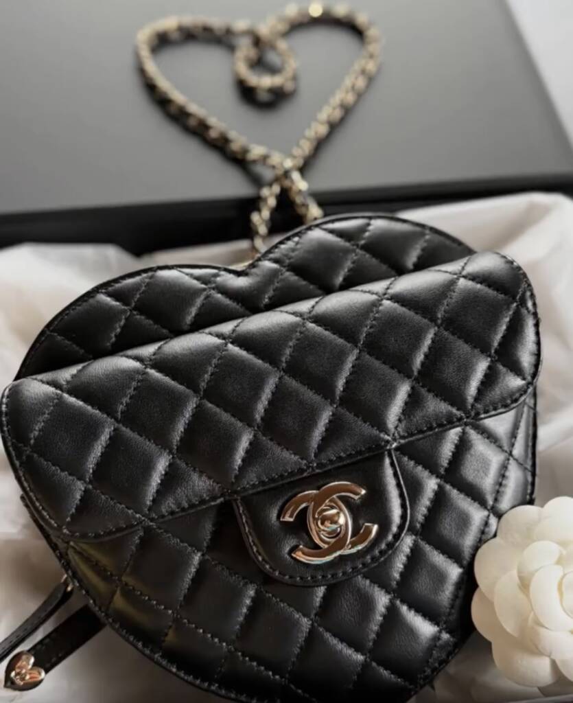 Chanel’s Heart Bag Returns in 25B, and the Love Is Real - PurseBop