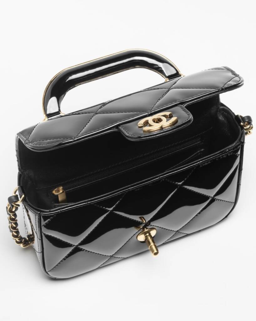 Chanel Fall-Winter 2025 (25K) Mini & Maxi Bags Have Arrived - PurseBop