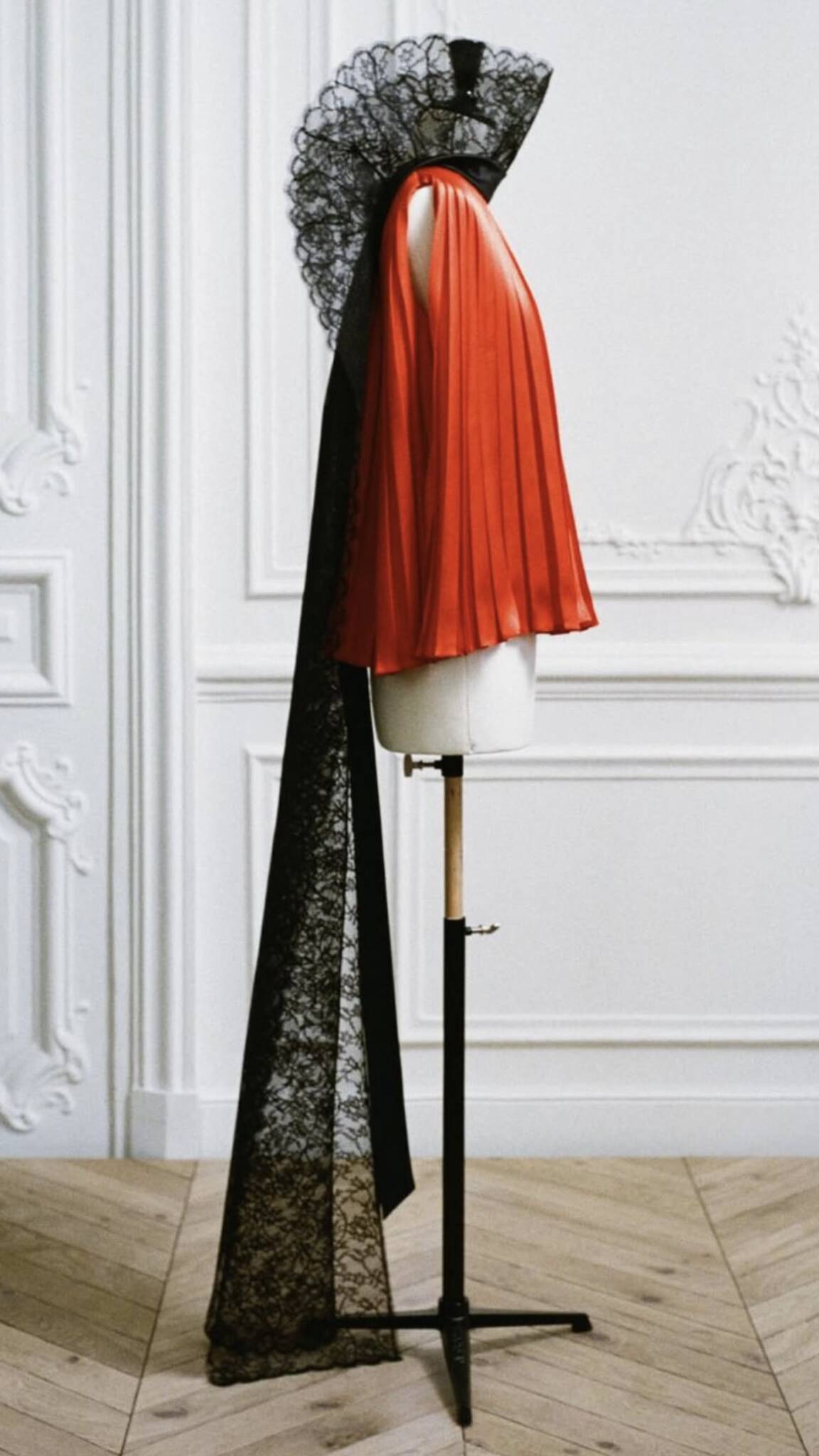 Jonathan Anderson’s Dior Women’s Spring–Summer 2026: All Eyes on the ...