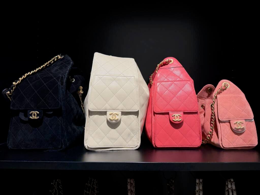 Chanel 25 Handbag Guide: A Modern Classic - PurseBop