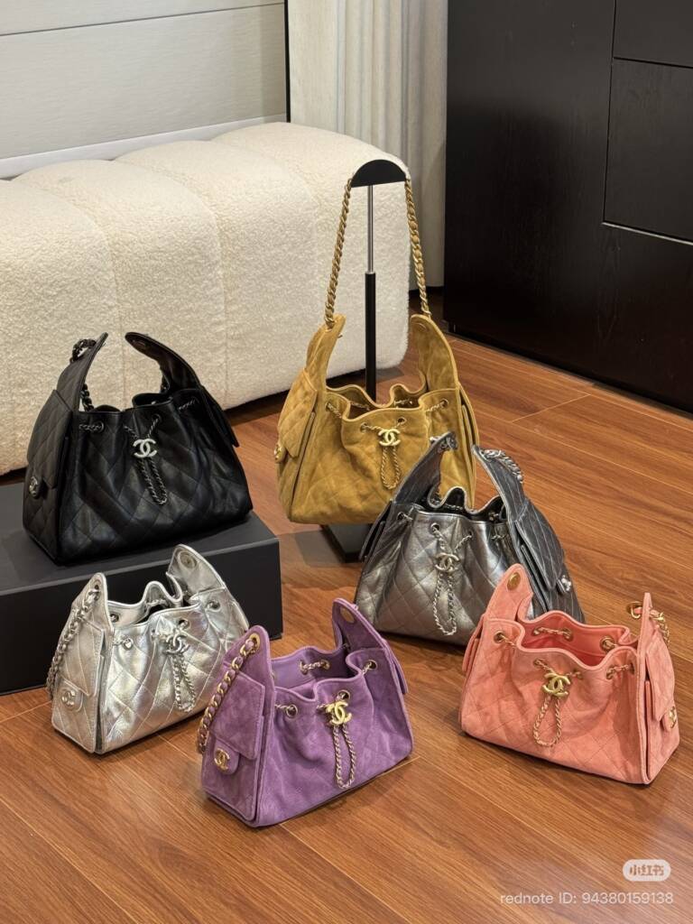 Chanel 25 Handbag Guide: A Modern Classic - PurseBop