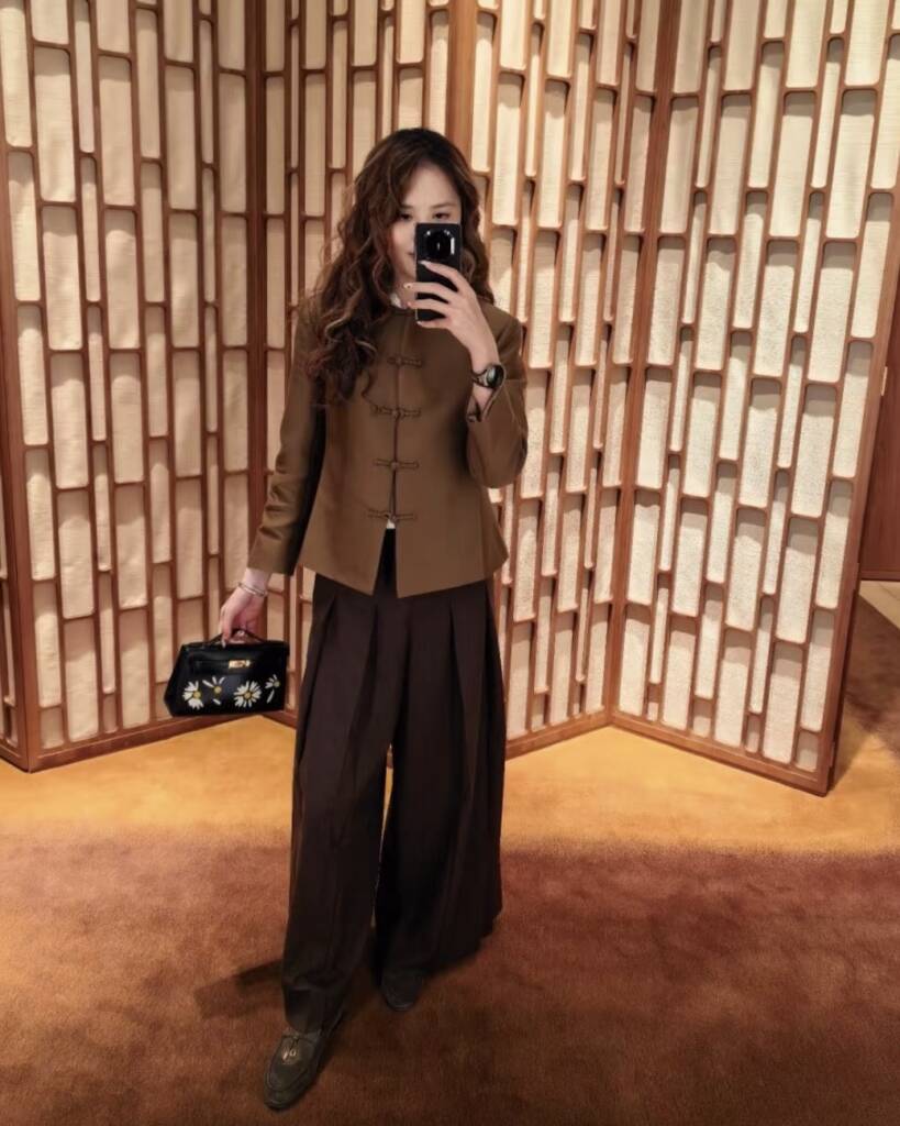 This Hermès Kelly Pochette Is Blooming Into an Instant Collector’s ...